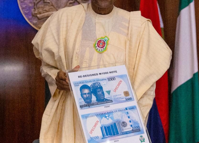 President Buhari unveils redesigned naira notes - SocietyReporters ...